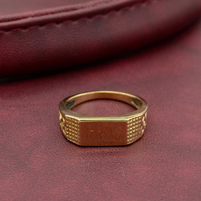 Large Signet Ring - Etsy