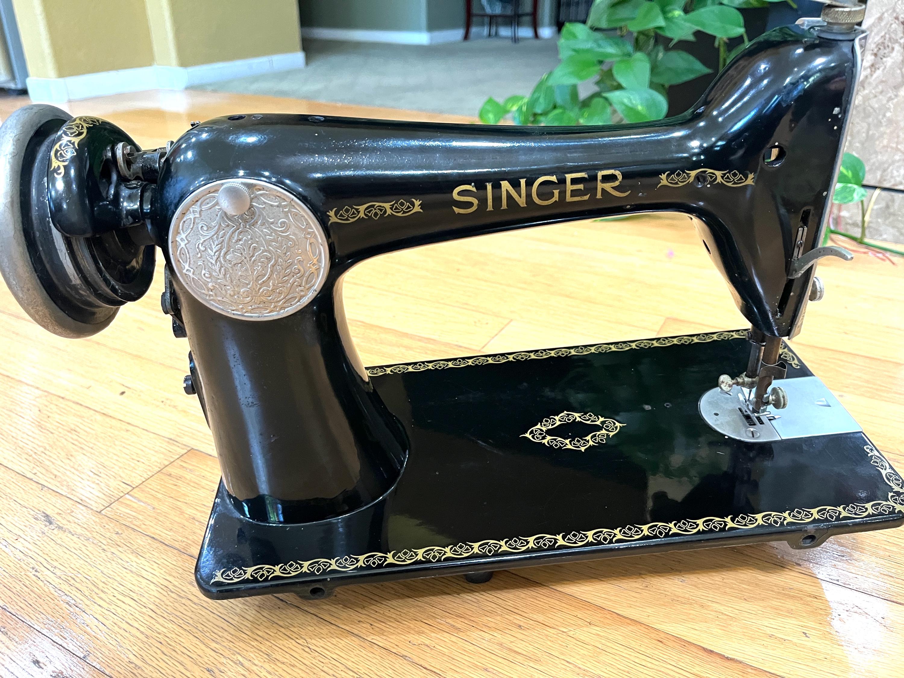 Vintage 1916 Singer Model 66 Treadel Sewing Machine - Etsy