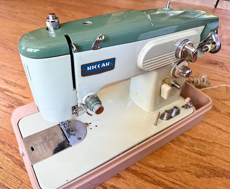 Vintage Riccar Model Rz-204b-sewing Machine - Etsy