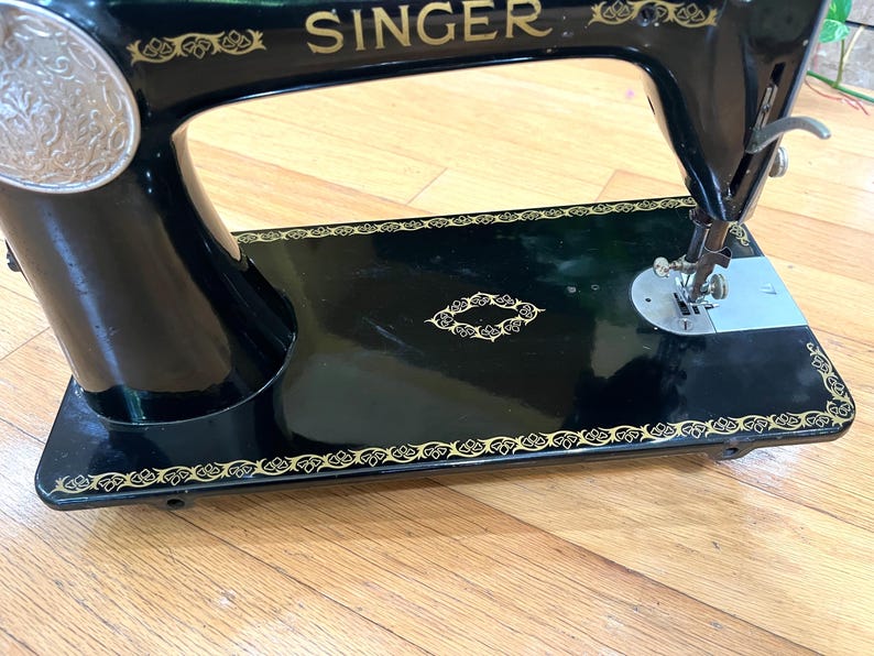 Vintage 1916 Singer Model 66 Treadel Sewing Machine - Etsy