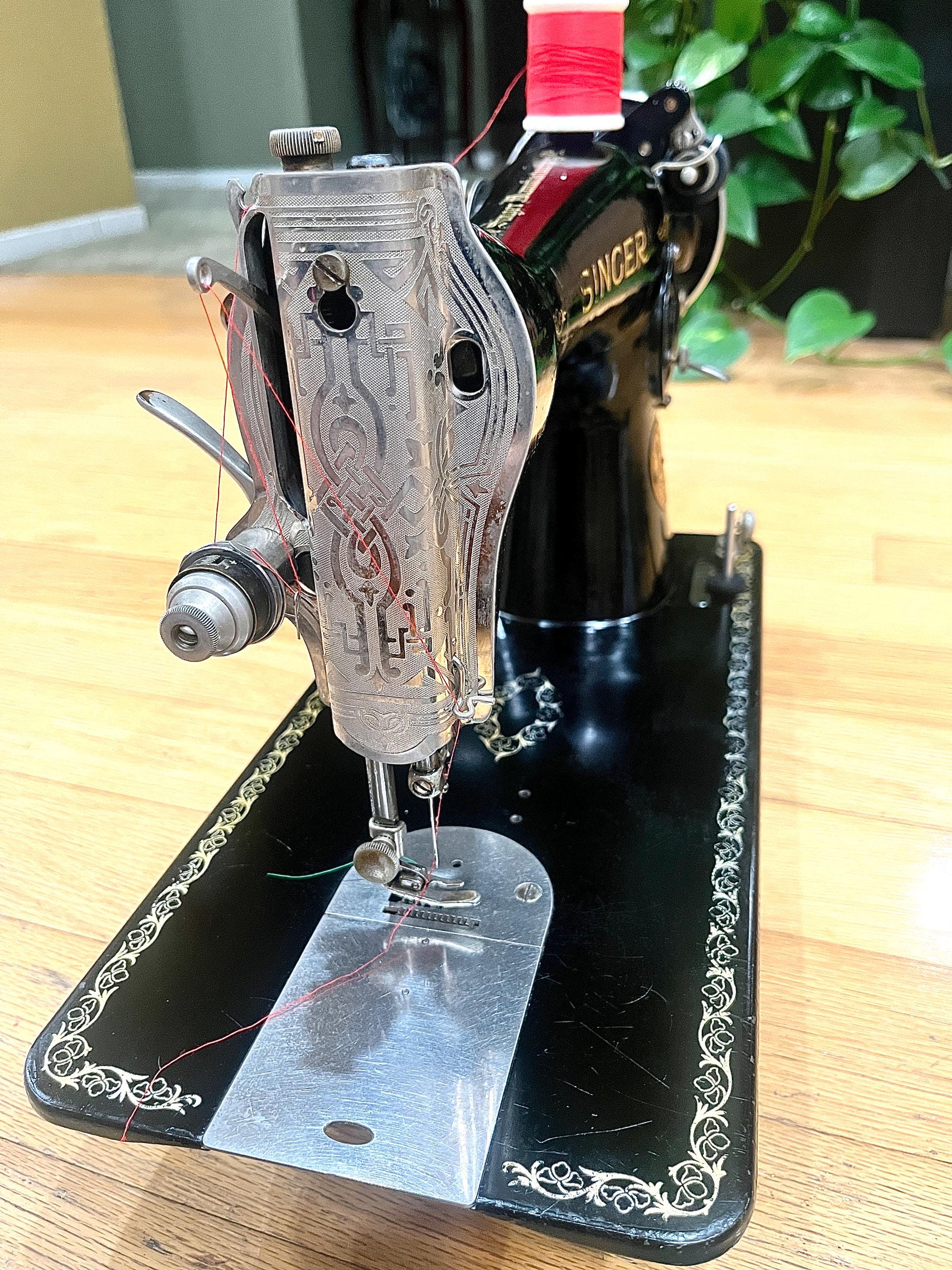 Vintage 1932 Singer 15-91 Sewing Machine - Etsy