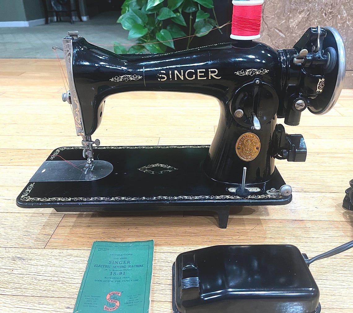 Vintage 1932 Singer 15-91 Sewing Machine - Etsy