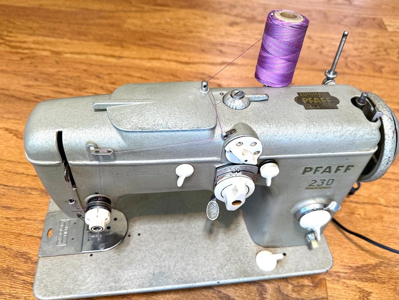 Vintage PFAFF Model 230 Sewing Machine - Etsy
