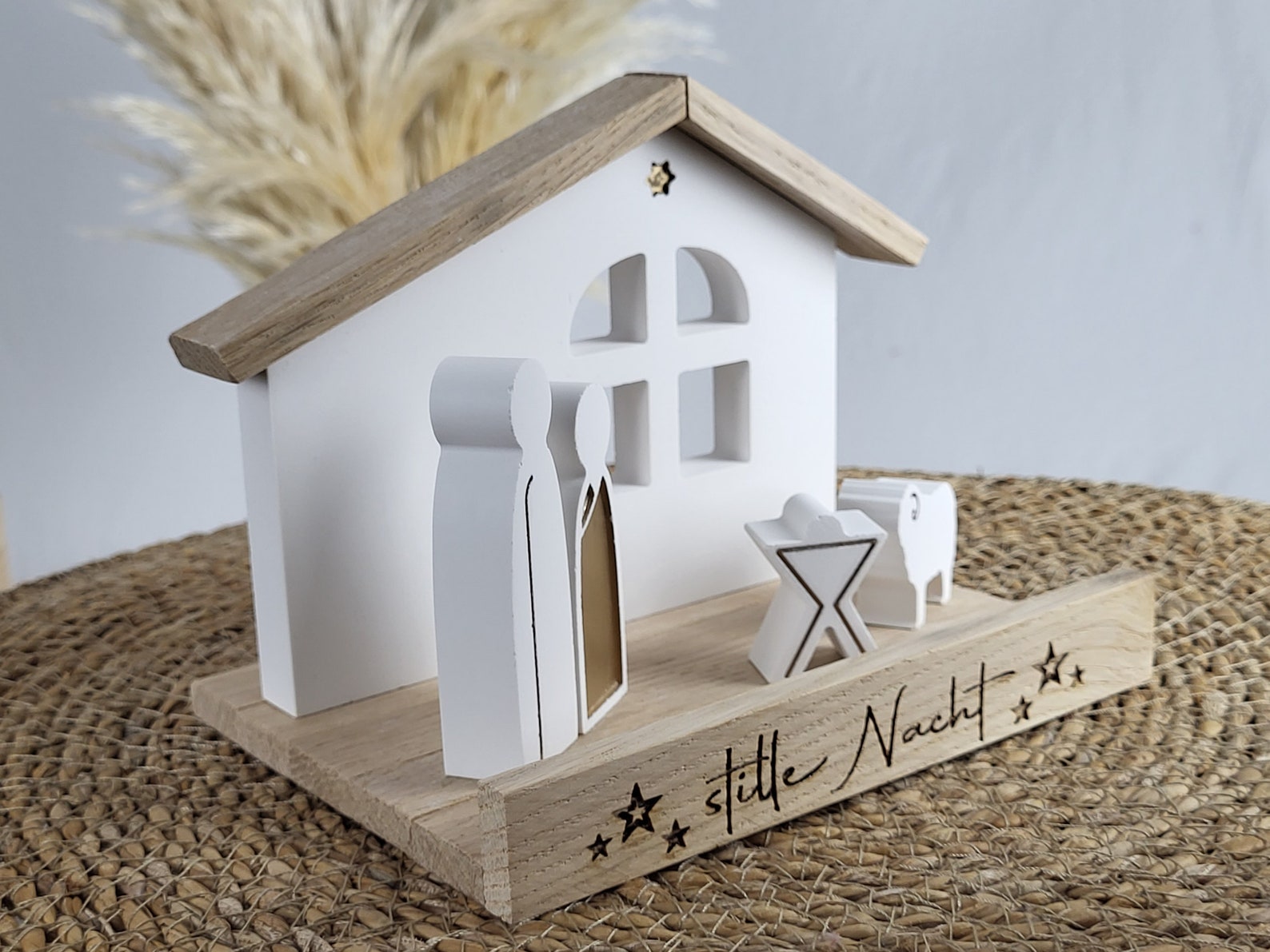 Modern Hand-painted Nativity Scene With Engraving | Nativity Play ...