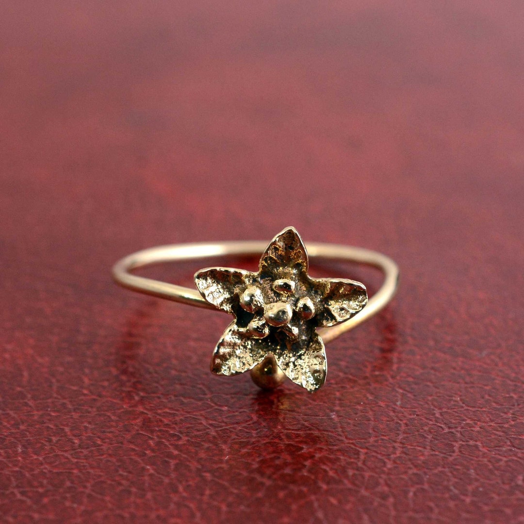 Tiny Flower Ring, Minimalist Flower Ring, Dainty Flower Ring, Everyday ...