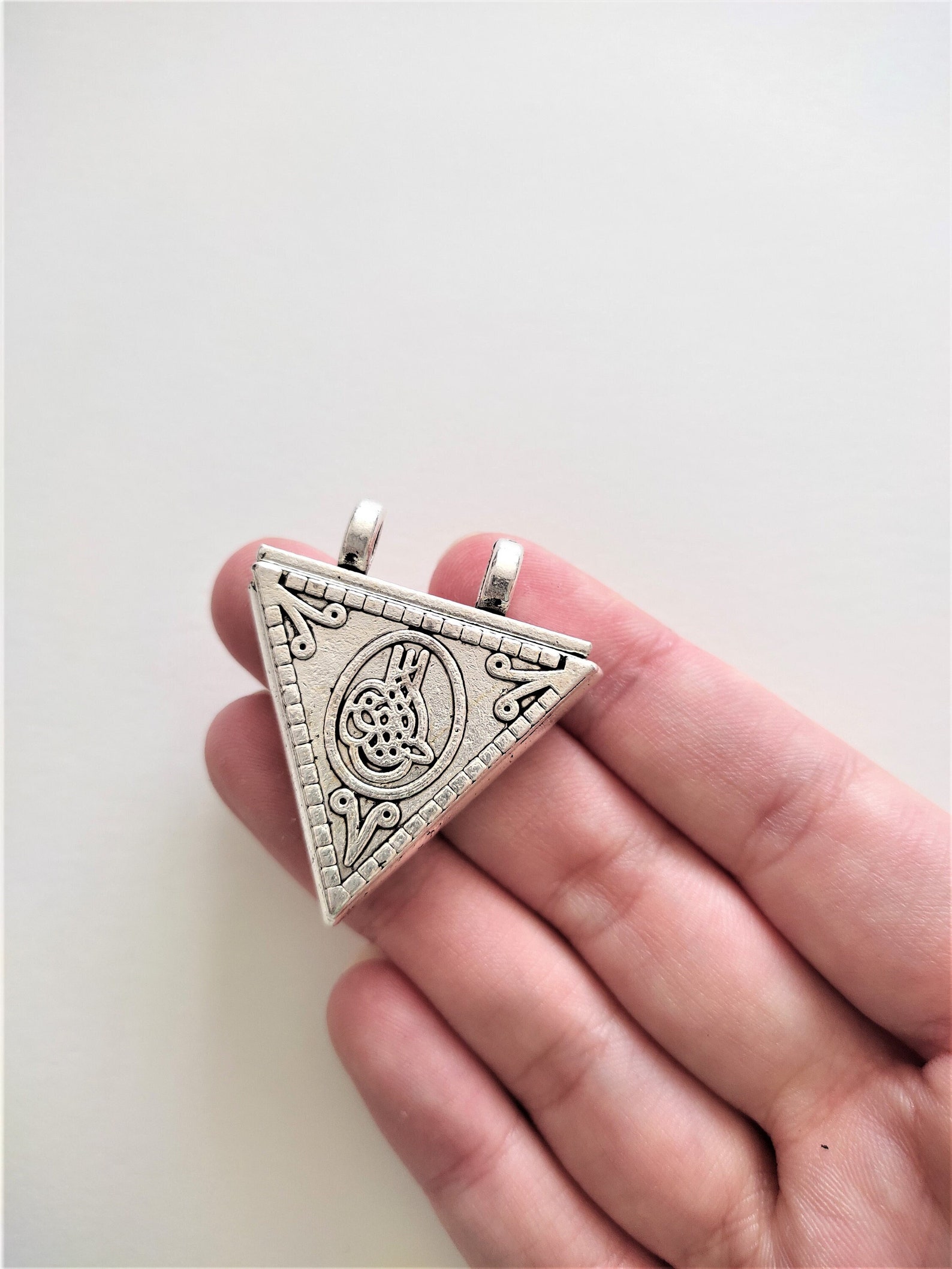 Secret Box, Prayer Box, Ethnic Pendents, Amulet Pendent, Silver ...