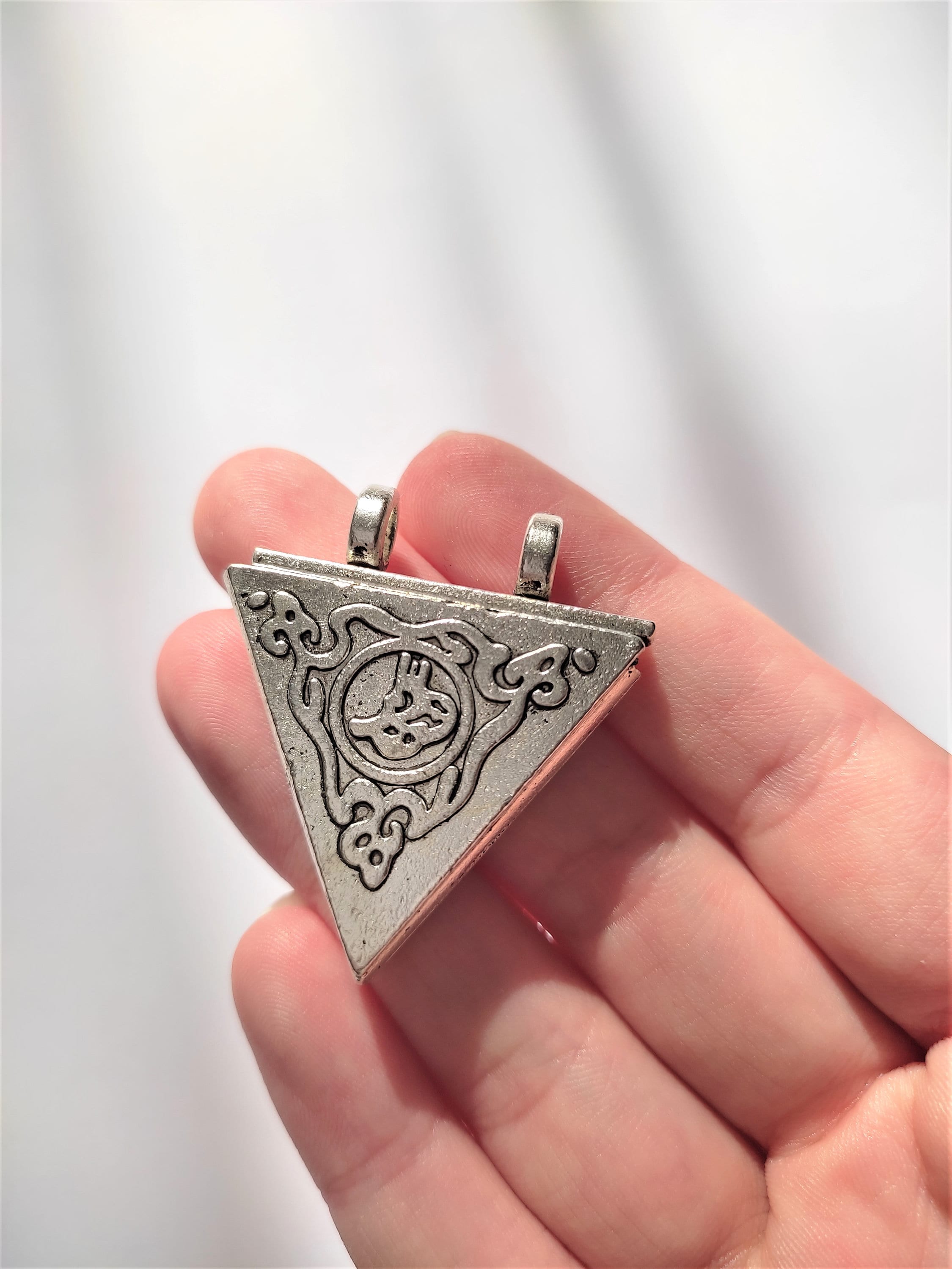 Secret Box, Prayer Box, Ethnic Pendents, Amulet Pendent, Silver ...
