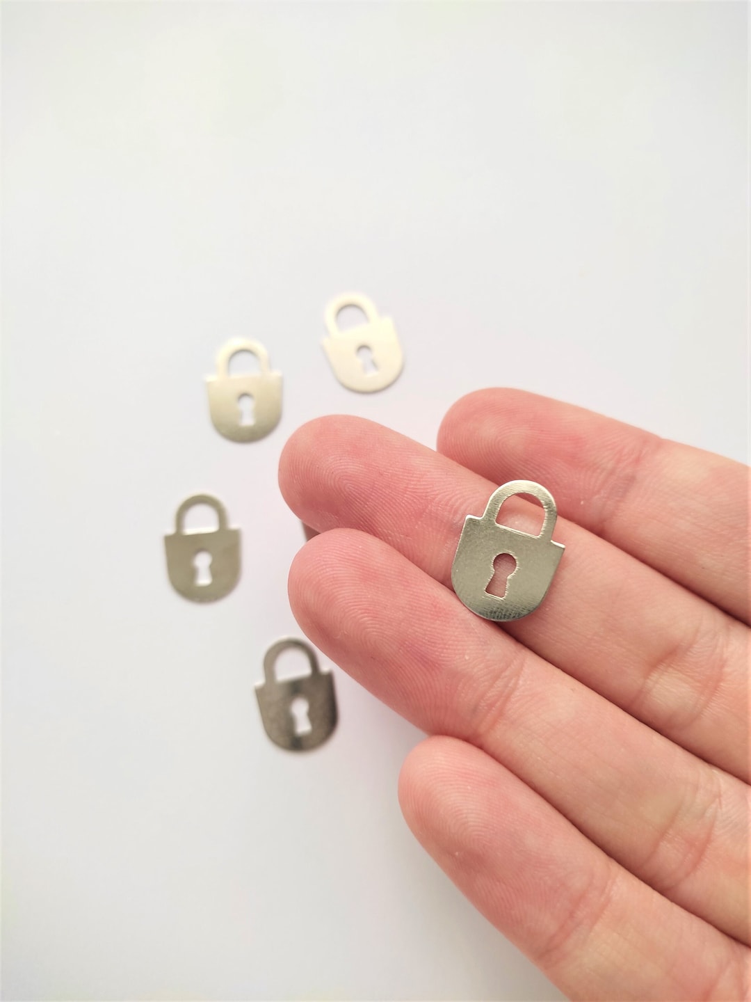 5/10/20pcs Keyhole Connector Charm, Tiny Lock Charms With Rivets ...