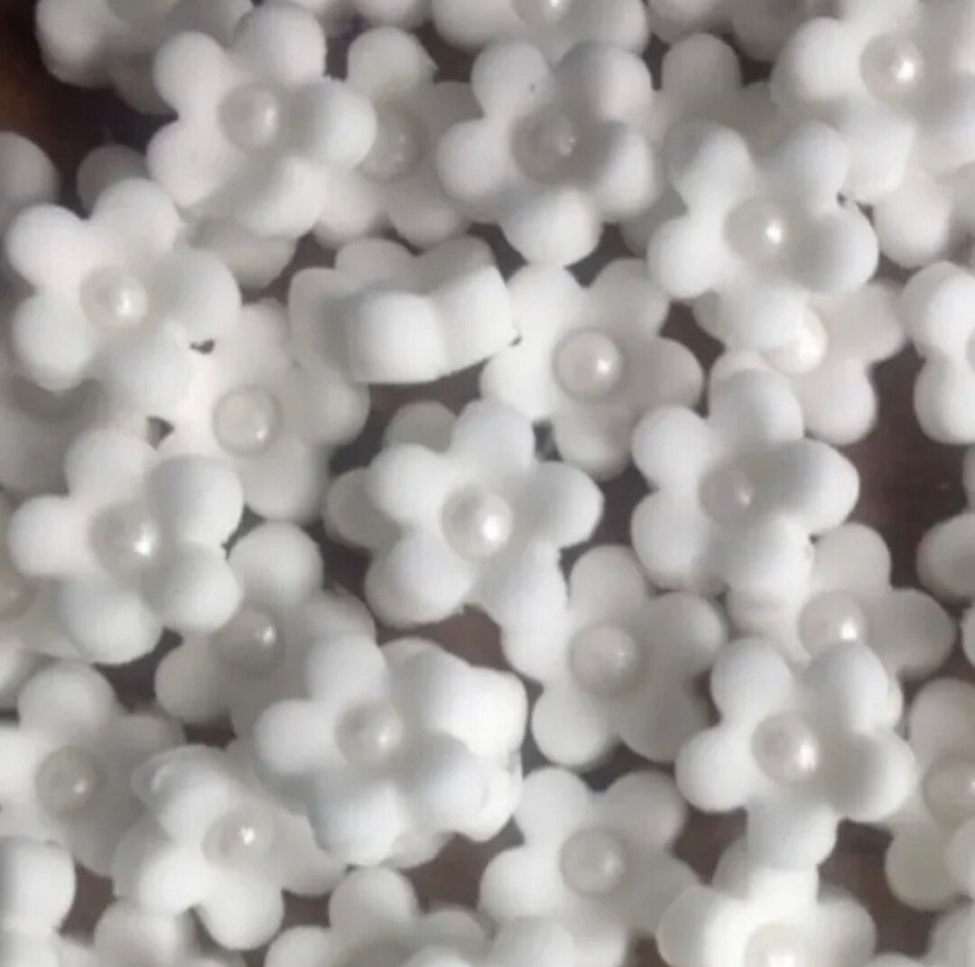Edible White Flowers Cupcake Toppers Fondant Sugar Cake - Etsy