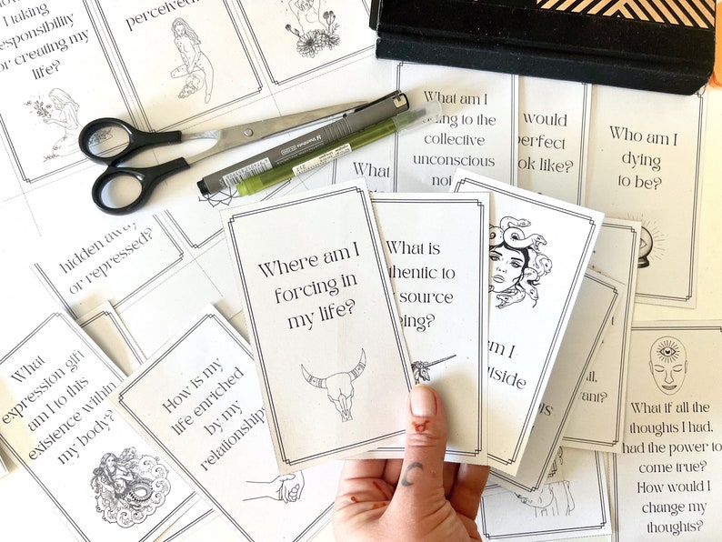 60 Digital Daily Question Cards for Journaling Self-discovery, Deep ...