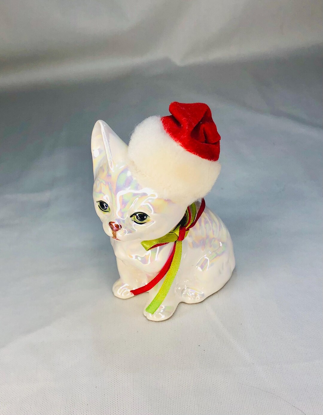 White Christmas Cat Porcelain Figurine - Etsy