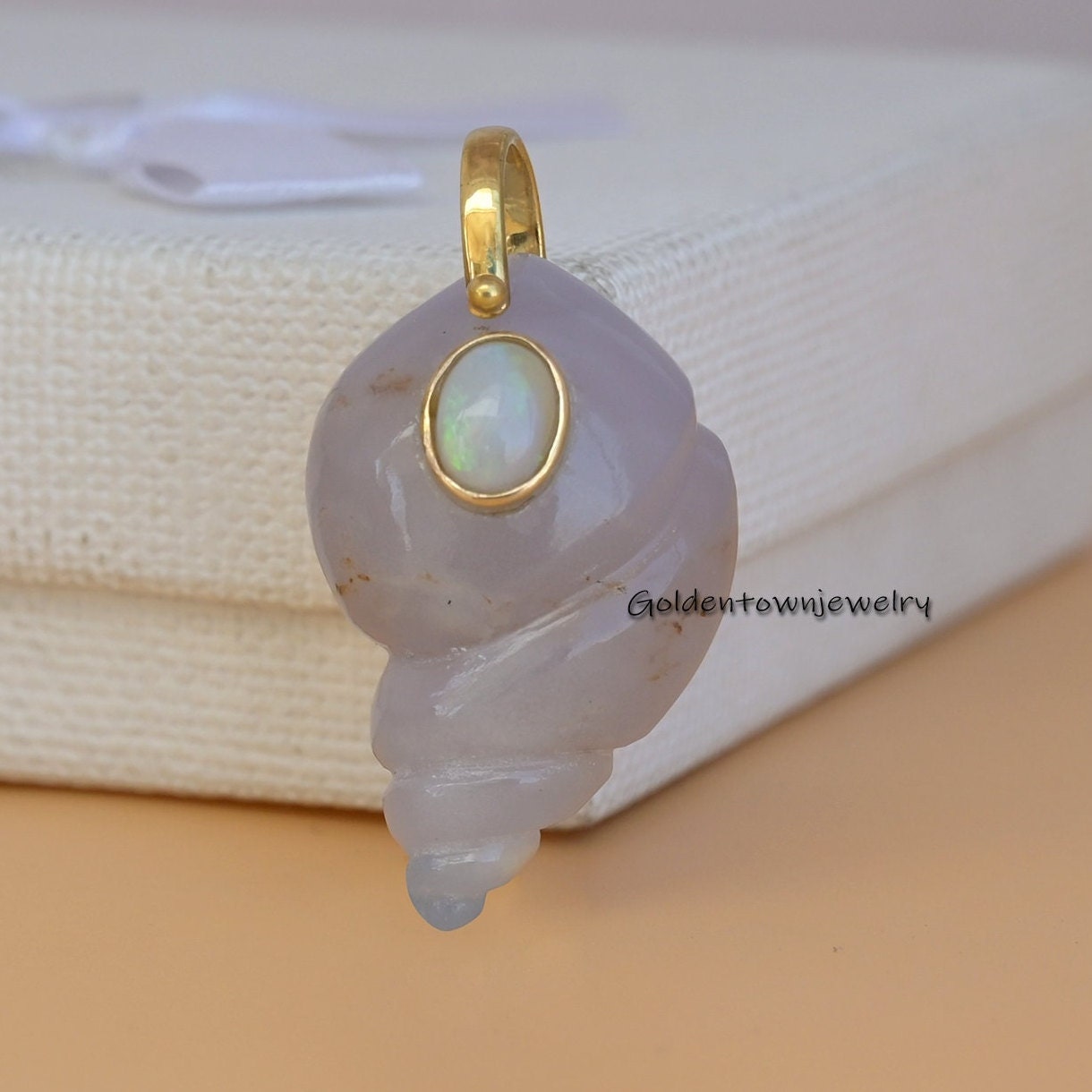 Gemstone Shell Pendant, Designer Shell, Beach Sea Shell Pendant, Gold ...