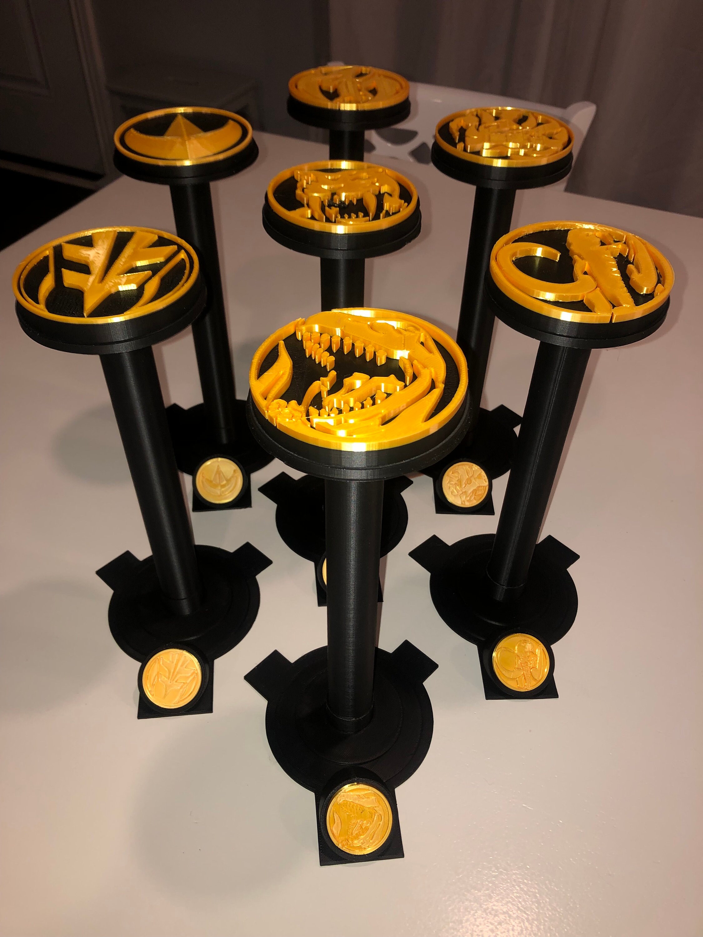 Power Helmet Rangers Legacy Lightning Helmet Stand With Power Coin ...