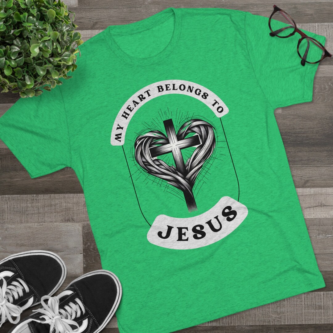 Tee Shirt Jesus Heart Shirt Jesus Savior Tshirt Love Jesus Shirt Heart ...