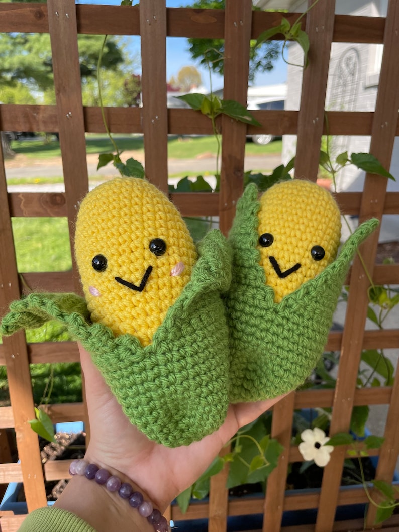Crochet Corn Plushie: Amigurumi Veggie Toy With Removable Husk - Etsy