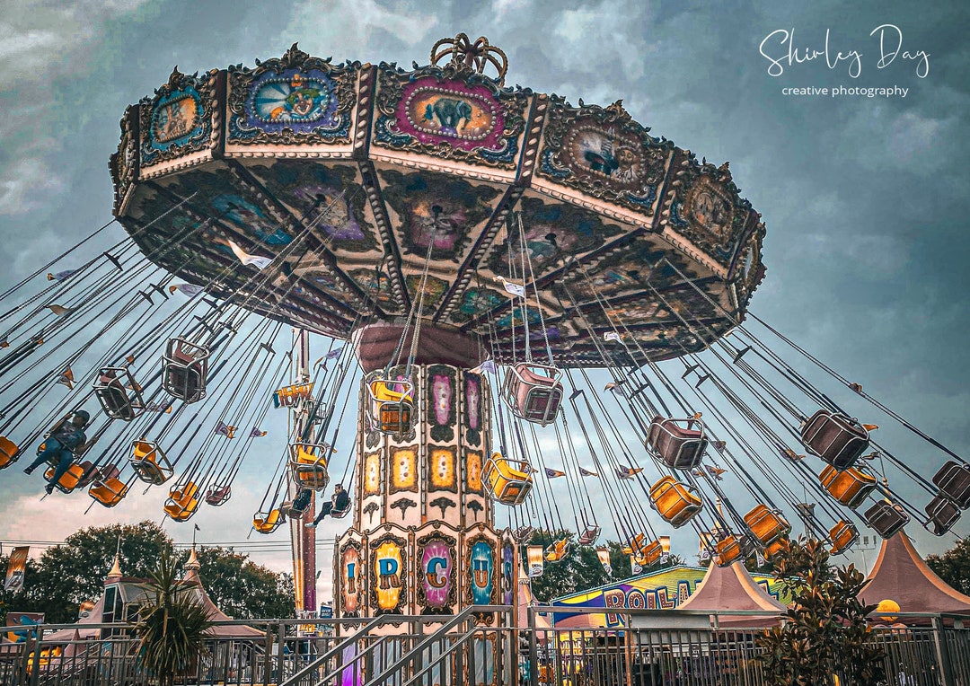 Retro Carnival Wall Art, Vintage Amusement Park Print, Carnival Swing ...