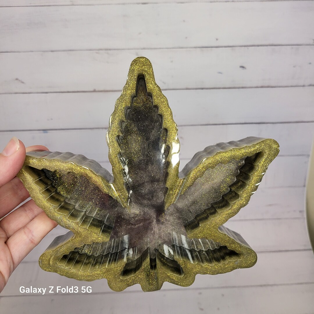 Epoxy Resin Pot Leaf Ashtray - Etsy