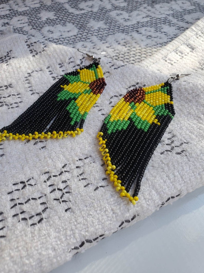 Sunflower Fringe Earrings / Boho Style / Large Shoulder Dusters - Etsy
