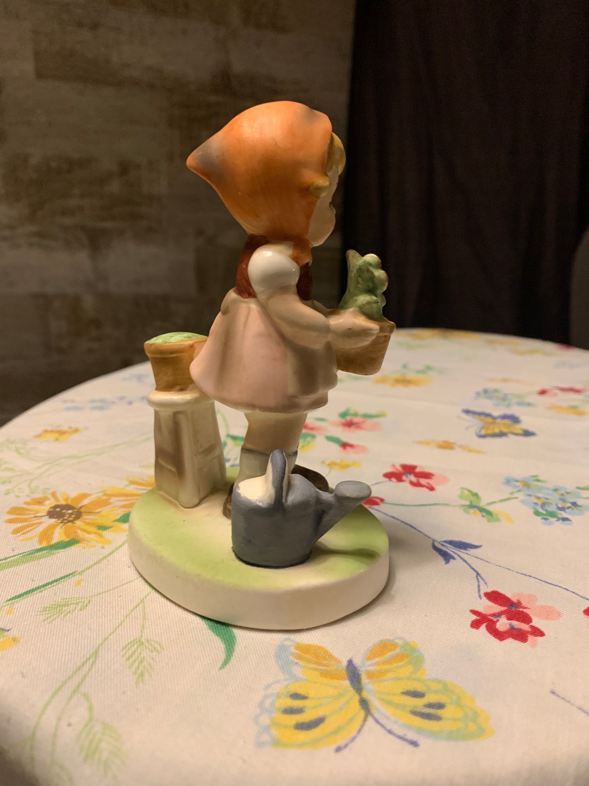 Vintage Hummel Like Figurine-girl W/flower Pot and Watering - Etsy