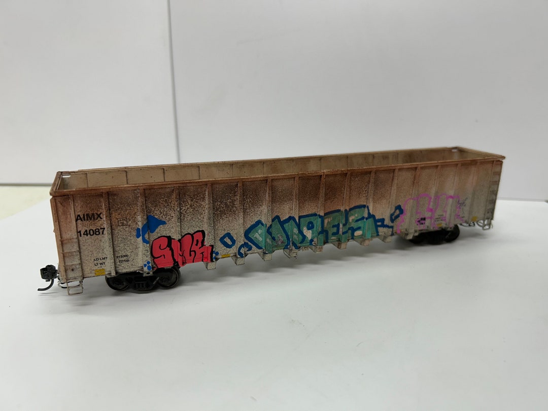 Custom Painted HO Scale Trash Gondola Model Train Car With Graffiti and ...