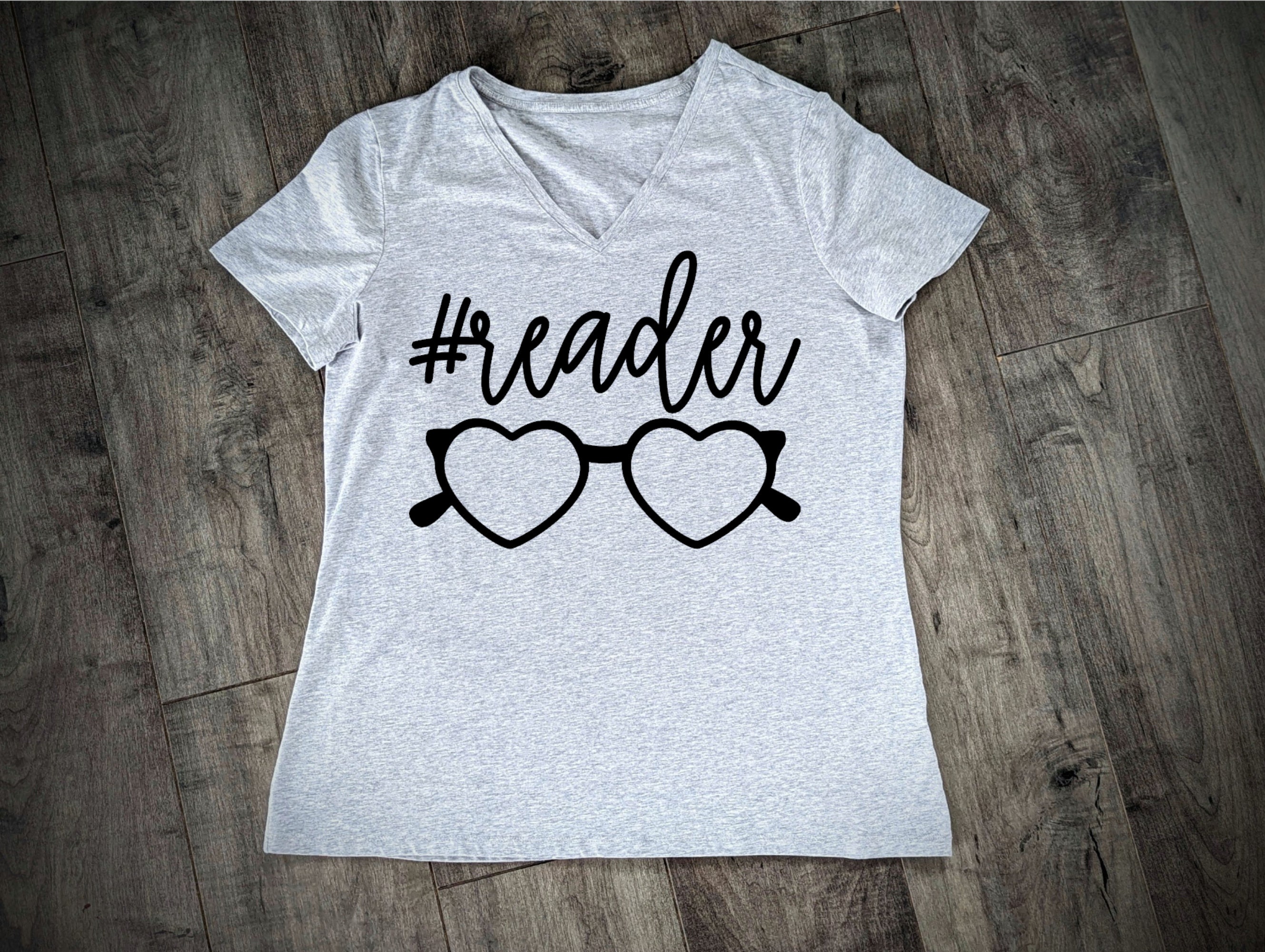 Reader SVG PNG JPG Cut Files - Instant Download - Etsy