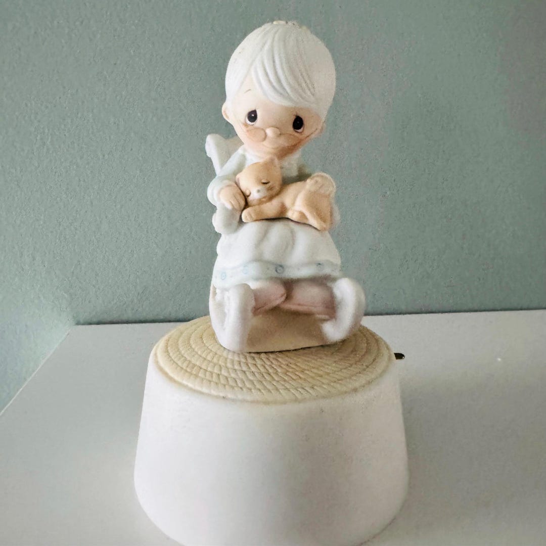 Rare Vintage Precious Moments Figurine 'the Purr-fect Grandma' Music ...