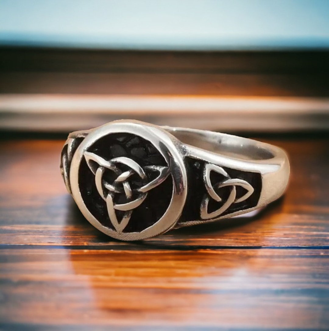 Celtic Knot Ring/ Triquetra Ring/ Trinity Knot Ring/ Trinity Ring ...