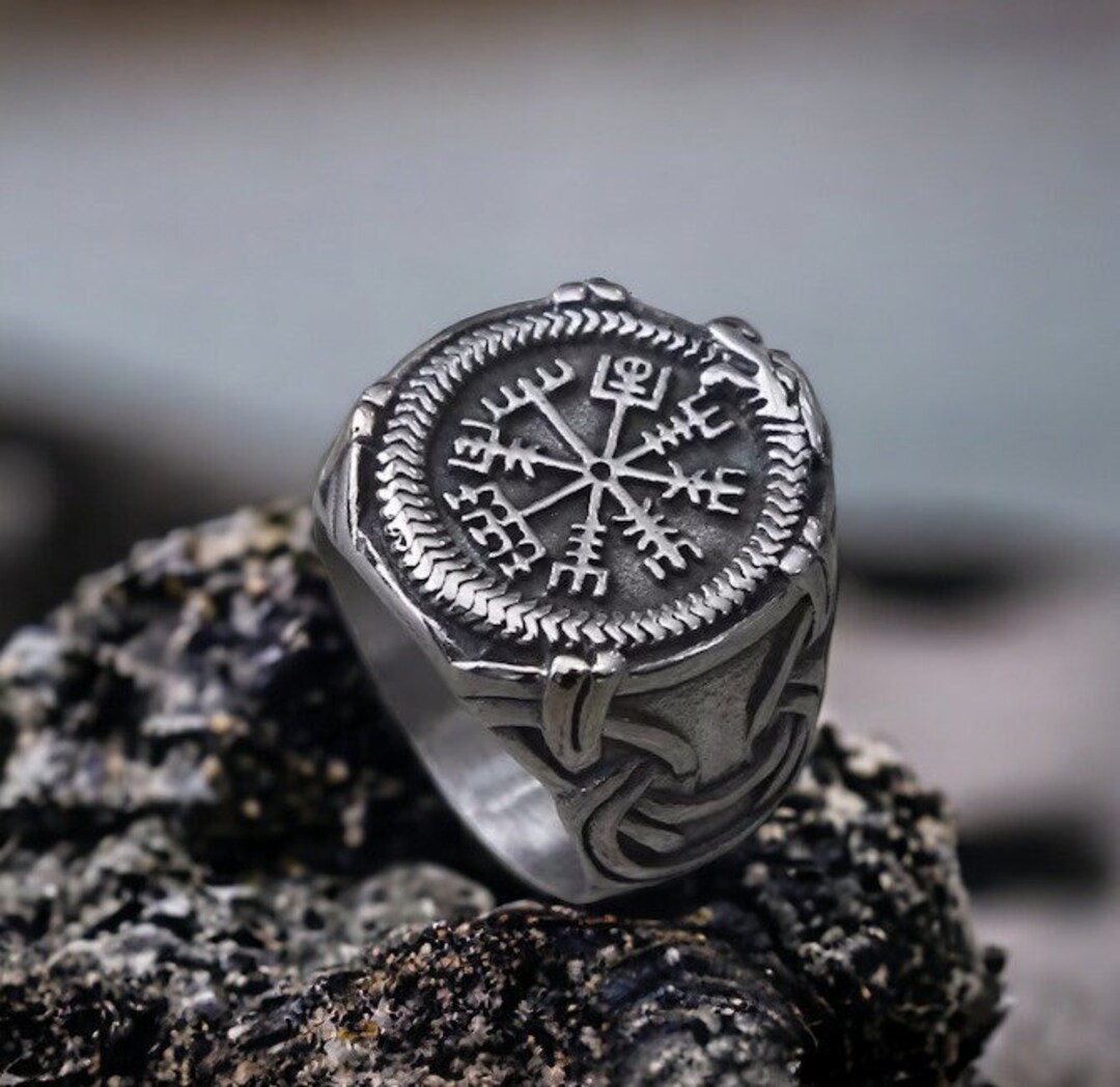 Vegvisir Ring/ Viking Compass Ring/ Viking Runes Ring/ Viking - Etsy