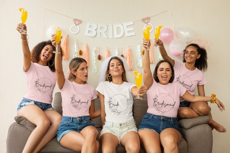 Cute Minimalist Bride Logo for Bachelorette Party T-shirts - Etsy
