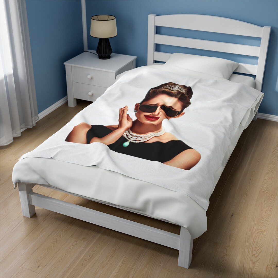 Audrey Hepburn Breakfast at Tiffanys Velveteen Plush Blanket, Vintage ...