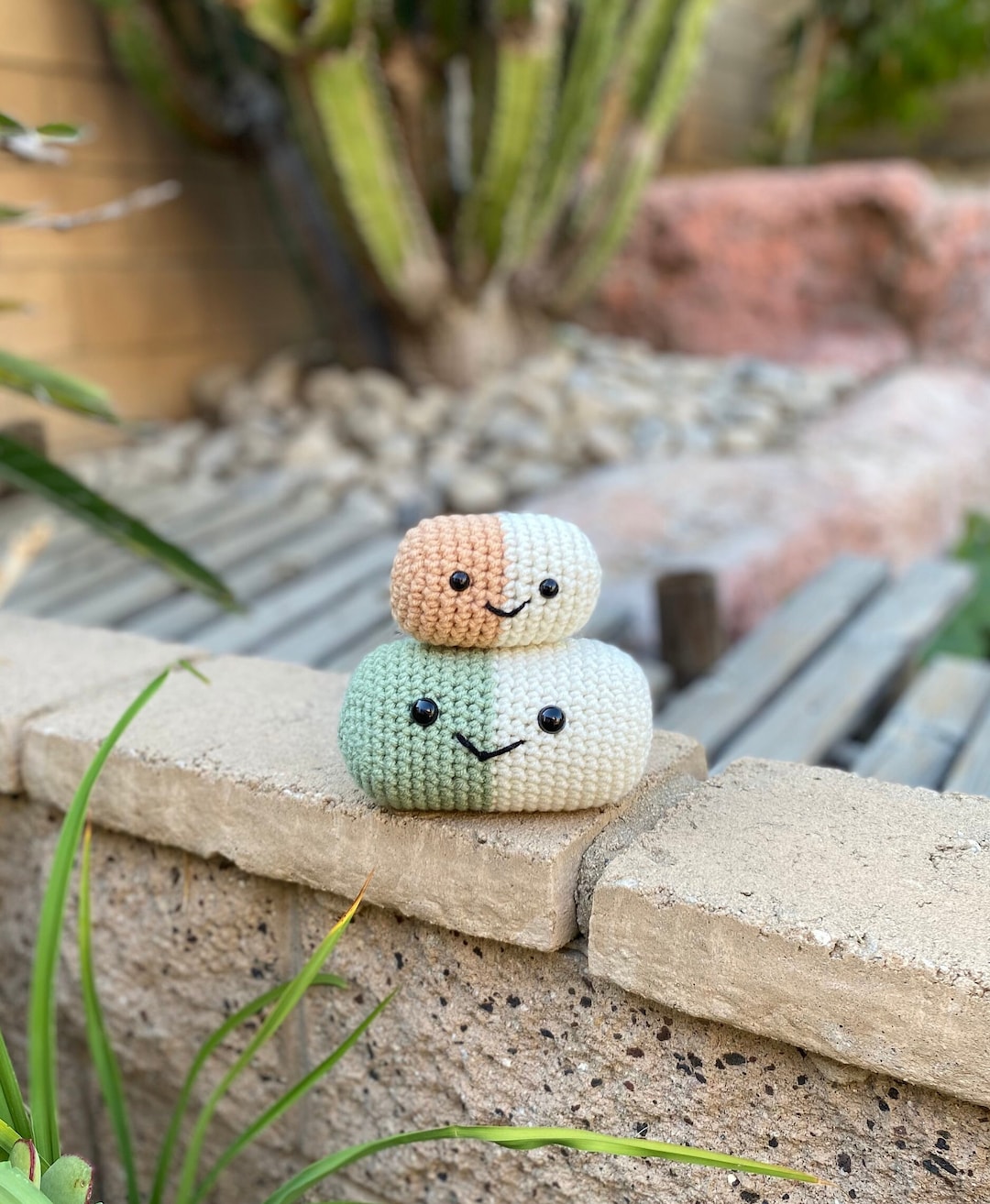 Easy Chill Pill Amigurumi Crochet PDF Pattern Two Sizes - Etsy