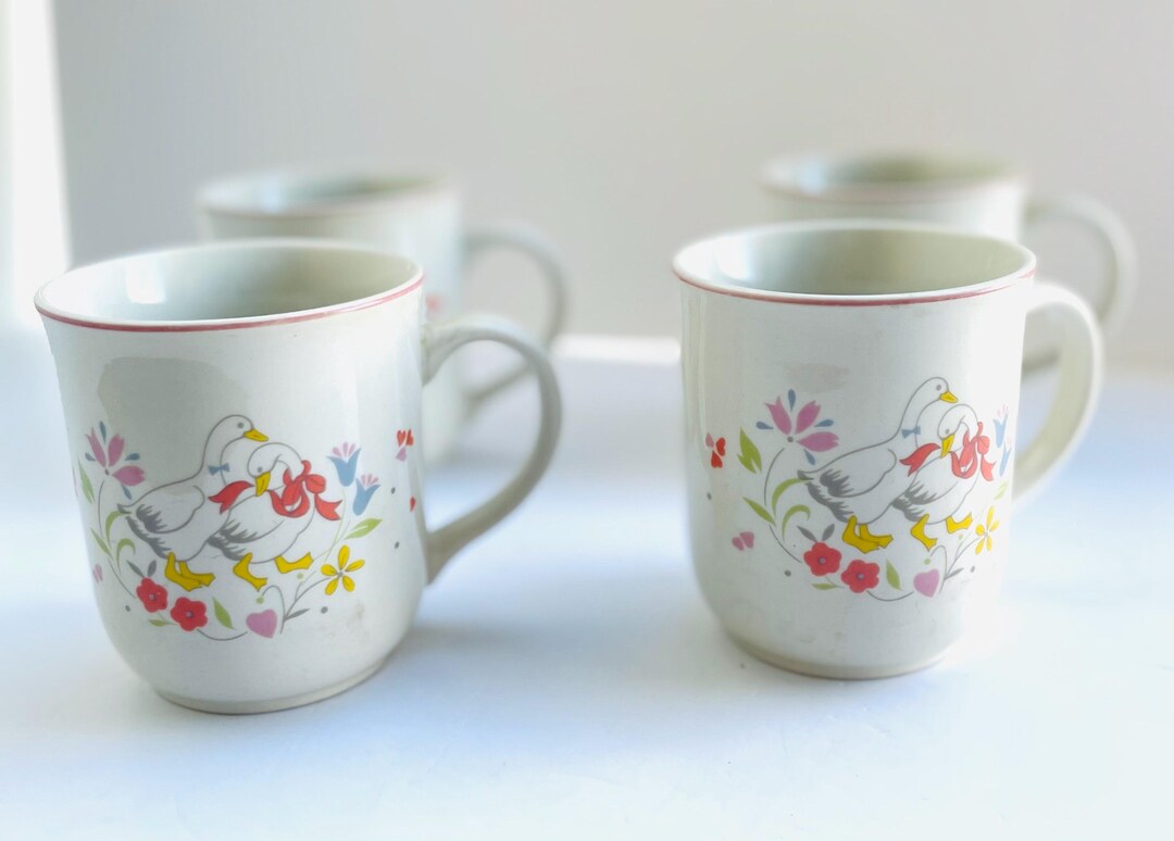 Set of 4 1980s Ducky Duke Cups - Etsy