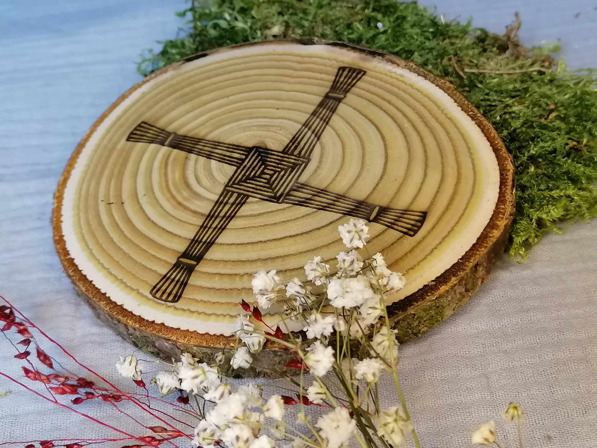 Imbolc Candlemas St Brigid's Cross Bridgid's Cross on Wooden Disc ...