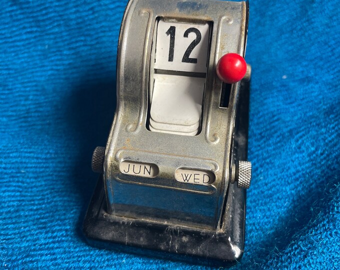 Vintage Perpetual Calendar From the 1940/50s - Designed as Slot Machine ...