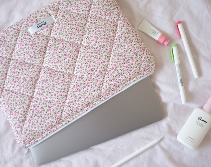 Quilted Laptop iPad Tablet Sleeve in Pink Rose With Pink Gingham Lining ...