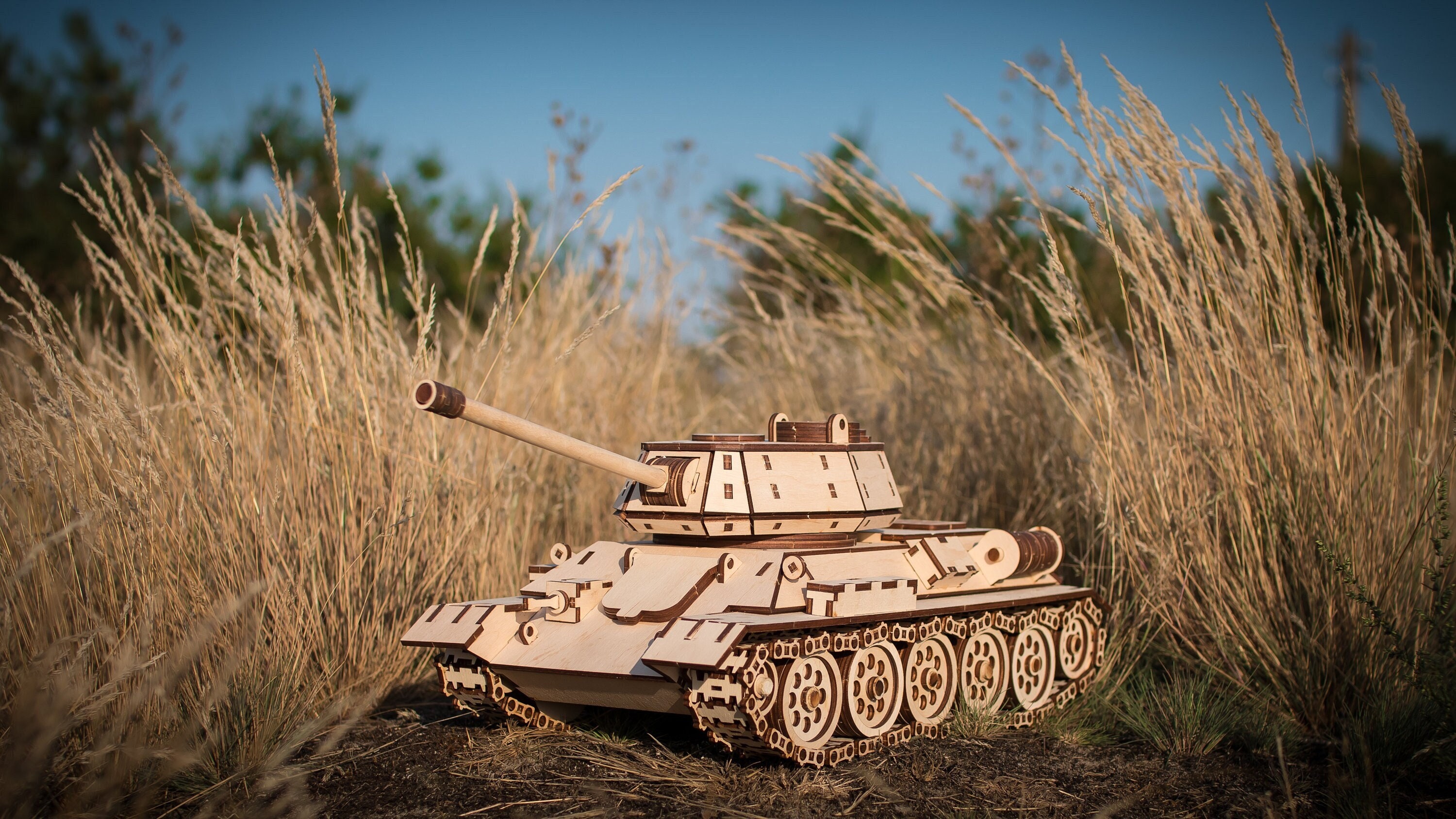 Realistic Tank T-34 DIY Wooden Modeling Kit, 3D Mechanical Puzzle for ...