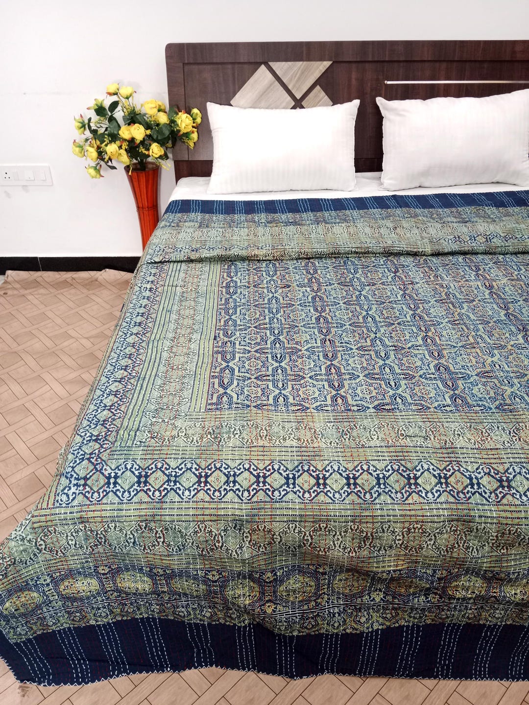 Ajrak Block Print Kantha Quilt: Vintage Floral Design, Double/queen ...