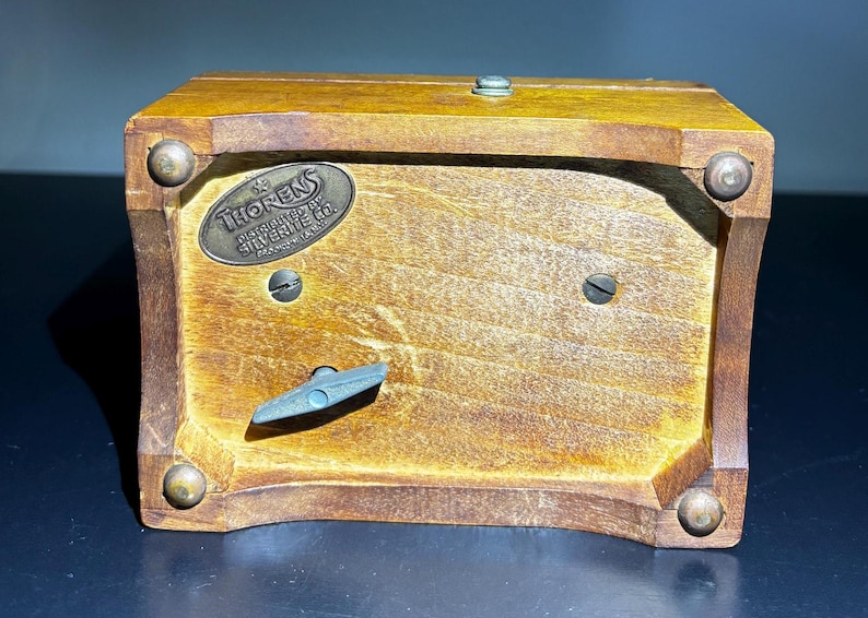 Vintage 1940's Thorens Music Box, Brahm's Lullaby and Mary Had a Little ...