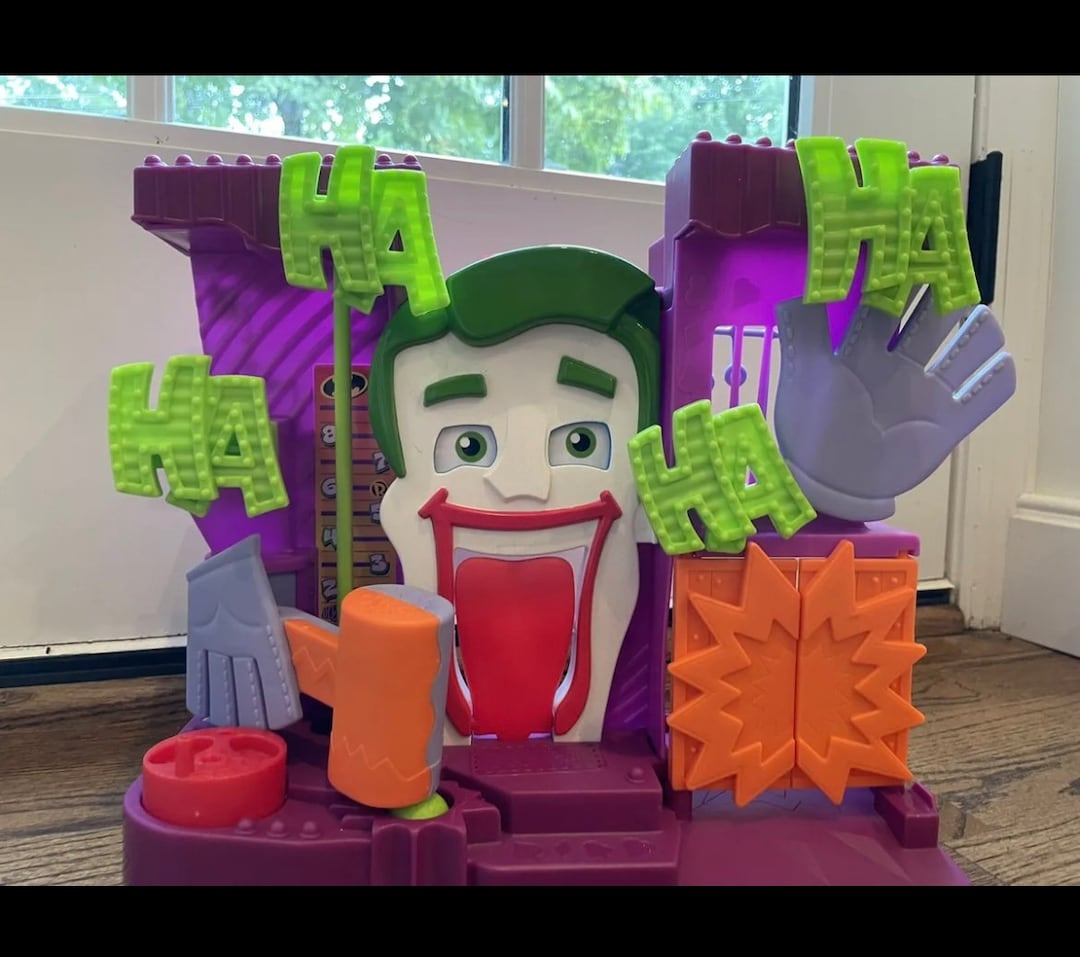 Fisher Price Imaginext DC Super Friends Joker's Fun House 2009 Play-set ...