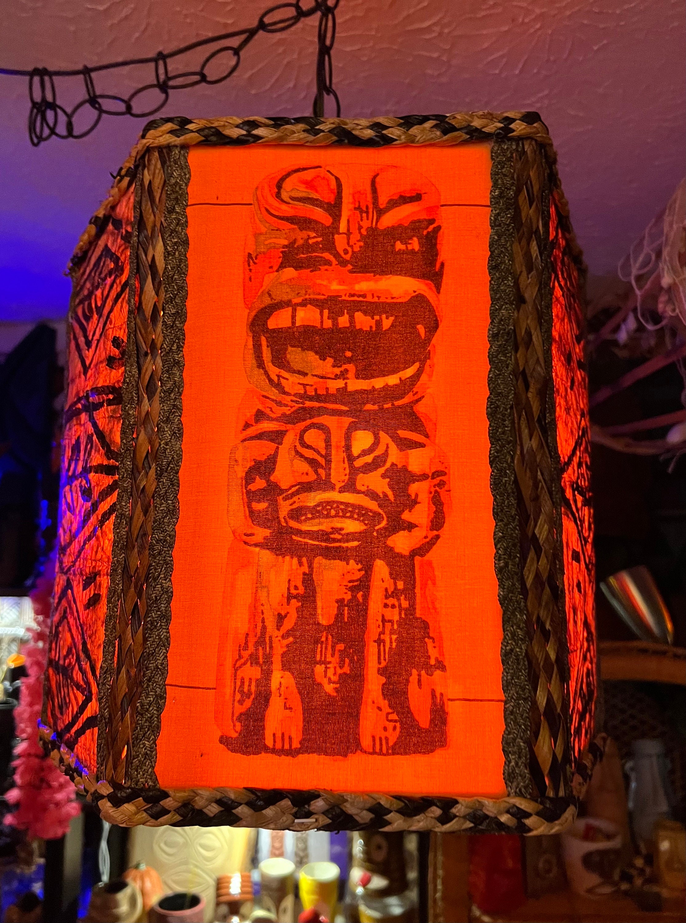 Tiki Lamp Tropical Lighting Tahitian Cannibals Tiki Painting Pendant ...