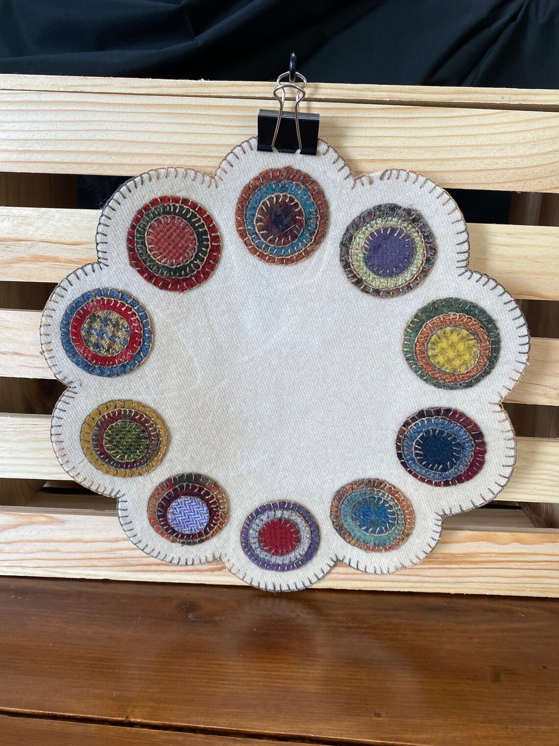 Scalloped Penny Mat Wool Applique Kit Designed by the Woolen Needle ...