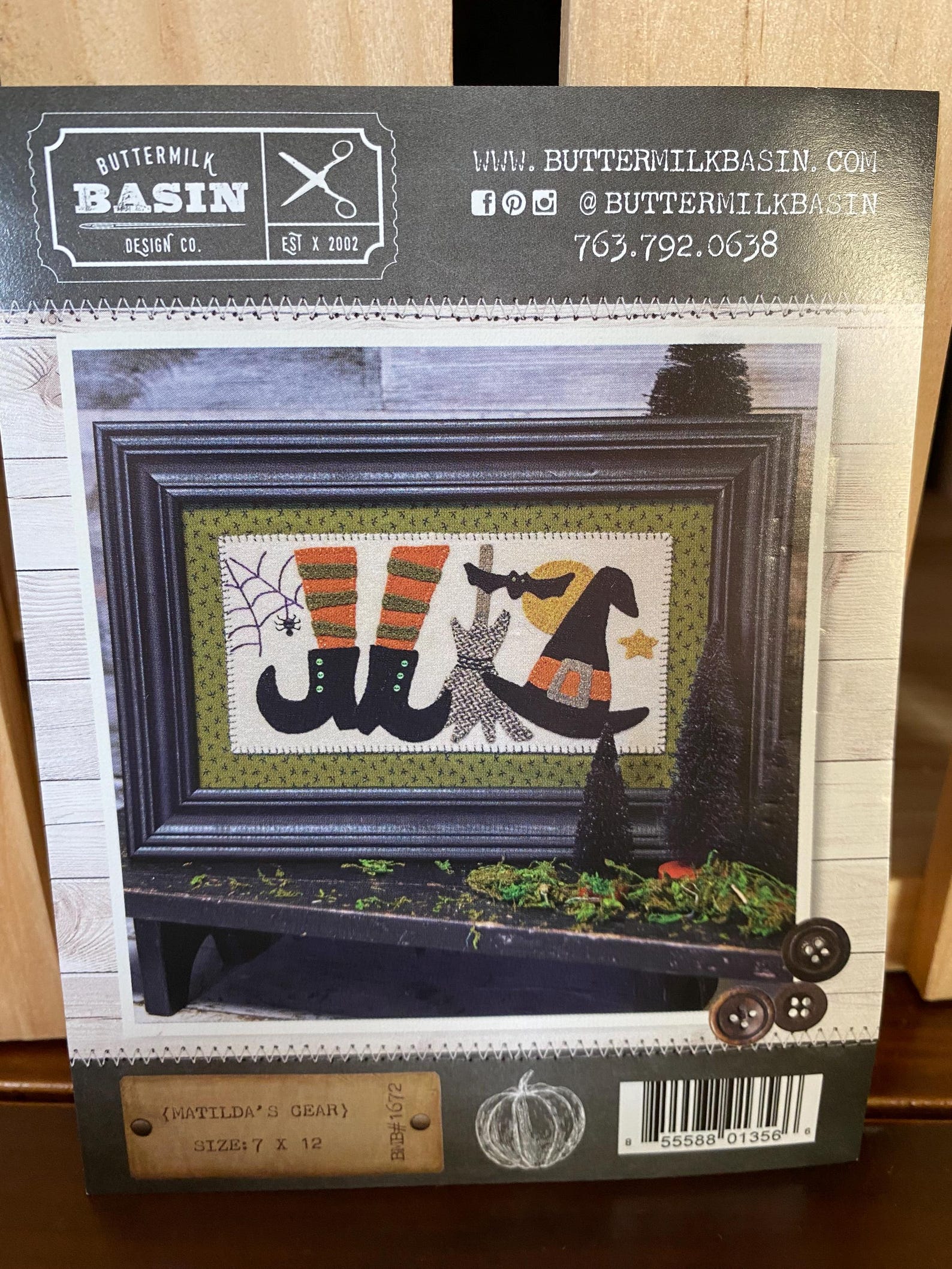 Wool Kit- Applique Matilda's Gear (halloween Witch) Wall Hanging ...