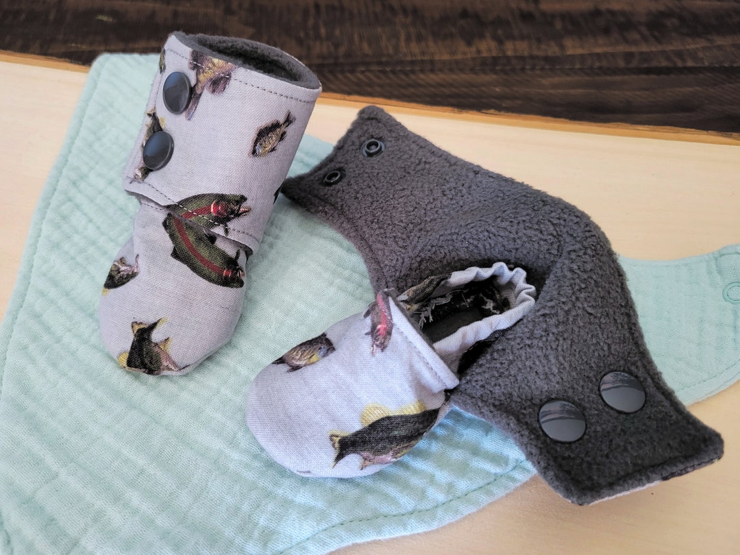 Soft Fleece Baby Booties / Infant Fishing Pattern / 0-3 Month / Soft ...