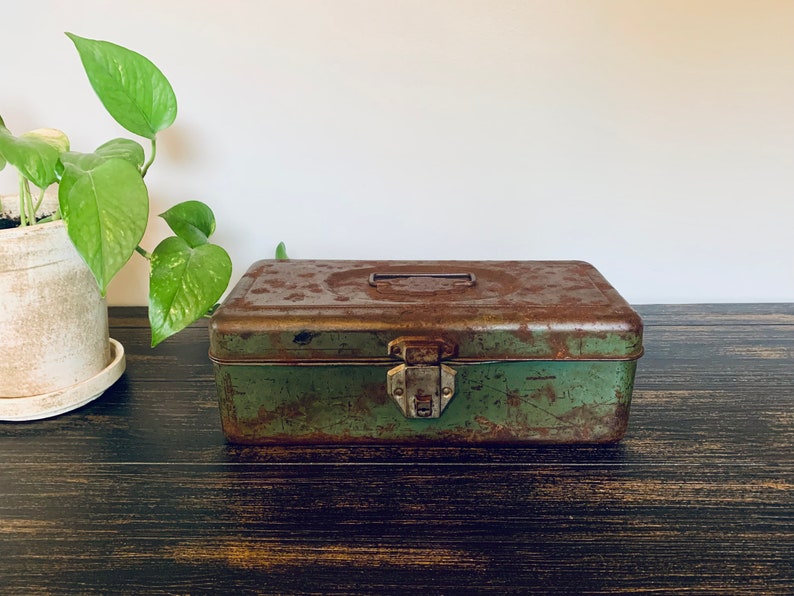 Chippy, Rusty Green Union Toolbox, Metal Storage Box - Etsy