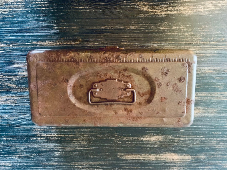 Chippy, Rusty Green Union Toolbox, Metal Storage Box - Etsy