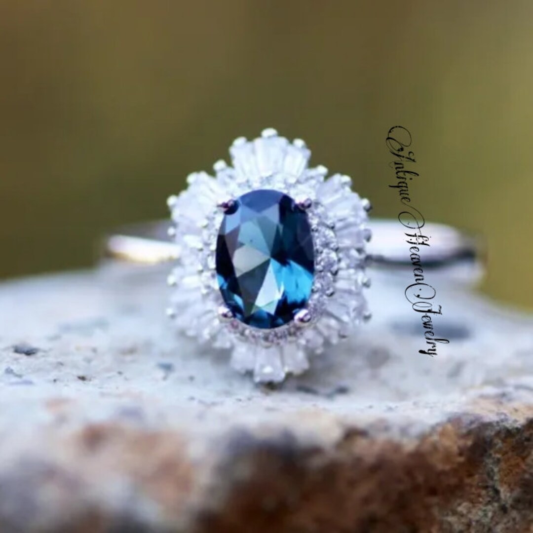 Dainty Alexandrite Gemstone Ring, Stylish Women Ring, Alexandrite Ring ...