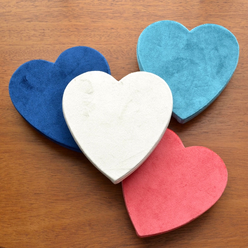Heart-shaped Velvet Jewelry Travel Case - Etsy