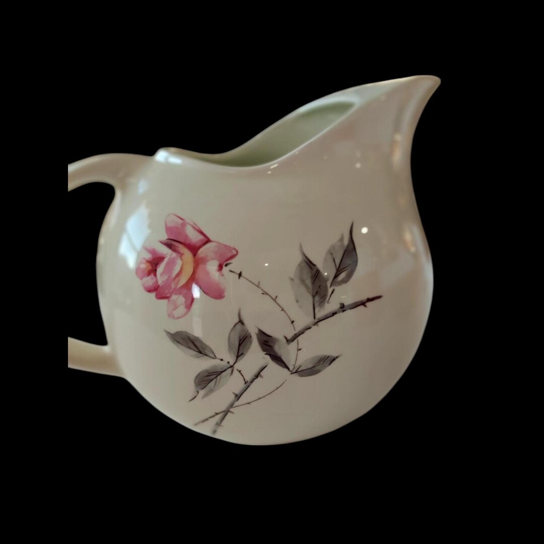 1950s - Vintage - Universal - Ballerina - Rosetta Pattern - Ice - Lip ...