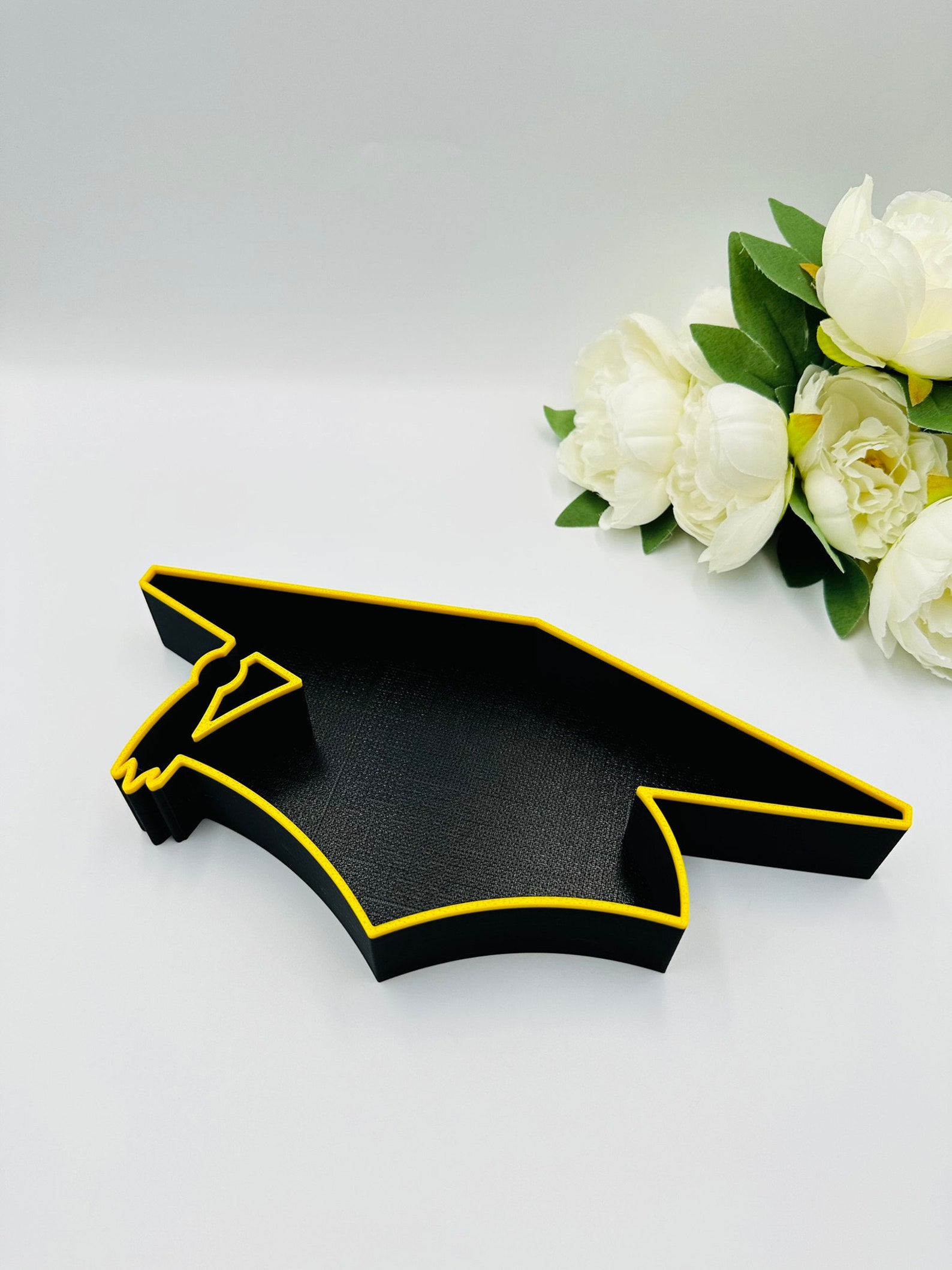 Graduation Cap Shape Tray Class of 2024 Party Decors High School Grad ...