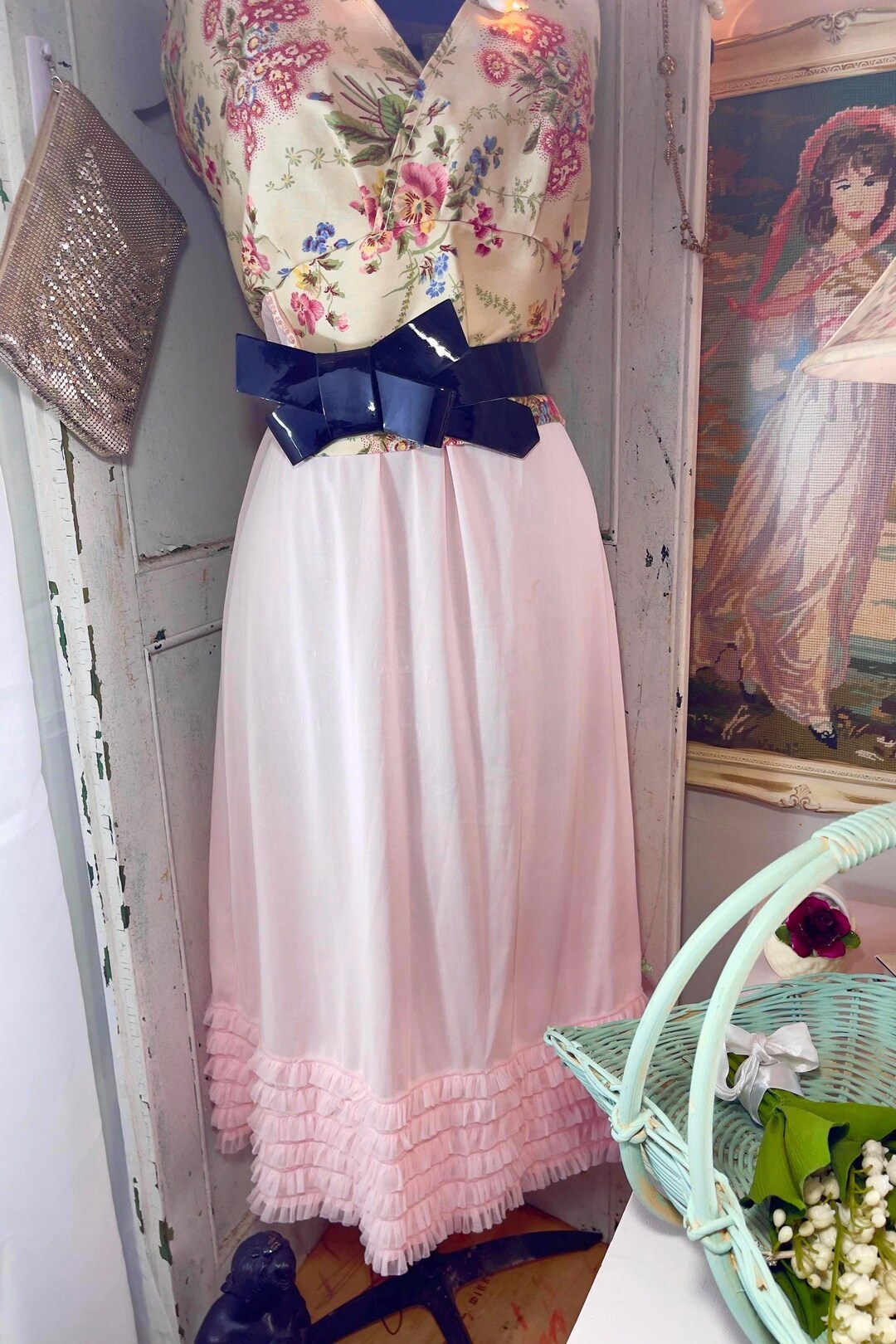 Very Pretty Vintage Pink Ruffle Half Slip - Etsy